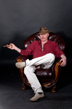 「Ganster」の画像 - 693 件の Stock 写真、ベクターおよびビデオ | Adobe Stock