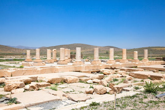 Pasargadae Images – Browse 926 Stock Photos, Vectors, and Video | Adobe ...