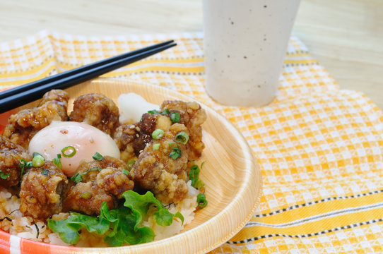 รูปภาพTamagodon – เลือกดูภาพถ่ายสต็อก เวกเตอร์ และวิดีโอ100 | Adobe Stock