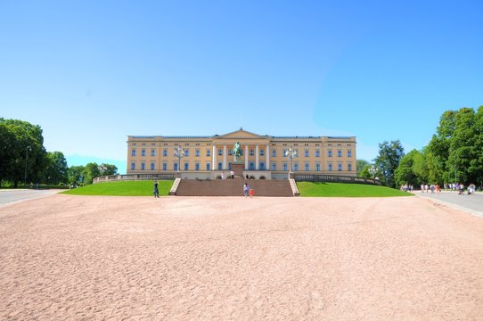 Slottet Bilder – Durchsuchen 824 Archivfotos, Vektorgrafiken und Videos ...