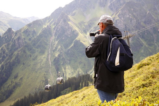 รูปภาพBergwanderer – เลือกดูภาพถ่ายสต็อก เวกเตอร์ และวิดีโอ1,103 ...