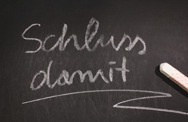 Fotos, lizenzfreie Bilder, Grafiken, Vektoren und Videos von "schluss ...