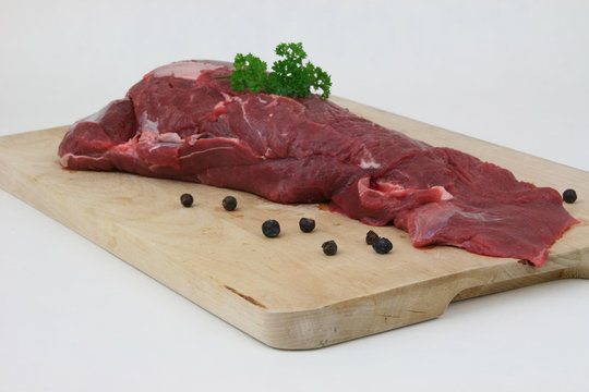 รูปภาพRehfleisch – เลือกดูภาพถ่ายสต็อก เวกเตอร์ และวิดีโอ463 | Adobe Stock