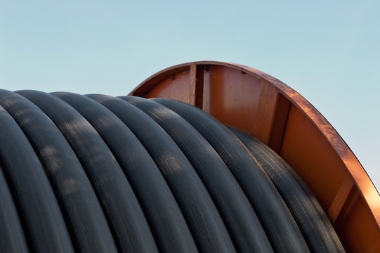 Kabel-Rolle Images – Browse 4 Stock Photos, Vectors, and Video | Adobe ...