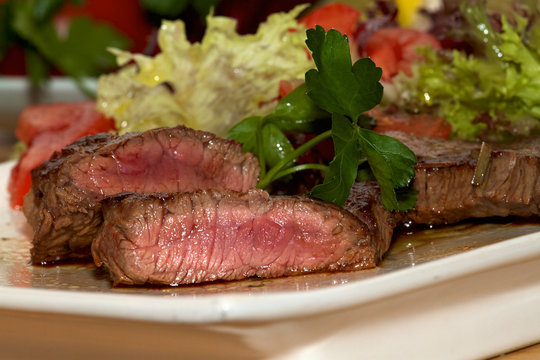 Rindssteak 이미지 – 찾아보기 64 스톡 사진, 벡터 및 비디오 | Adobe Stock