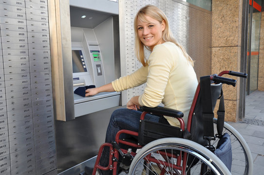 Schwerbehindert Bilder – Durchsuchen 427 Archivfotos, Vektorgrafiken ...