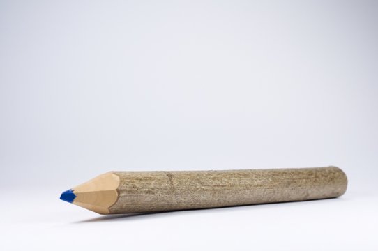 Anspitzen Bilder – Durchsuchen 543 Archivfotos, Vektorgrafiken und ...