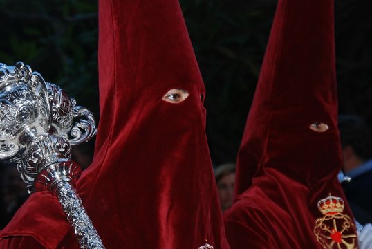 「Capirotes」の写真素材 | 1,162件の無料イラスト画像 | Adobe Stock