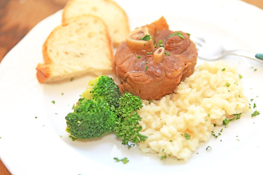 Hachse 이미지 – 찾아보기 119 스톡 사진, 벡터 및 비디오 | Adobe Stock