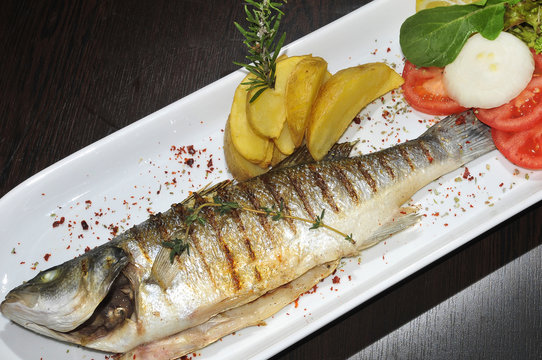 รูปภาพLevrek – เลือกดูภาพถ่ายสต็อก เวกเตอร์ และวิดีโอ399 | Adobe Stock