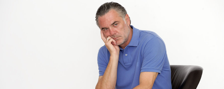 Denkerpose Bilder – Durchsuchen 147 Archivfotos, Vektorgrafiken und ...