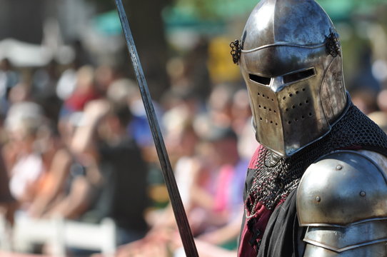 LAS 718,957 MEJORES IMÁGENES, FOTOS DE ARCHIVO Y VECTORES DE Caballero ...