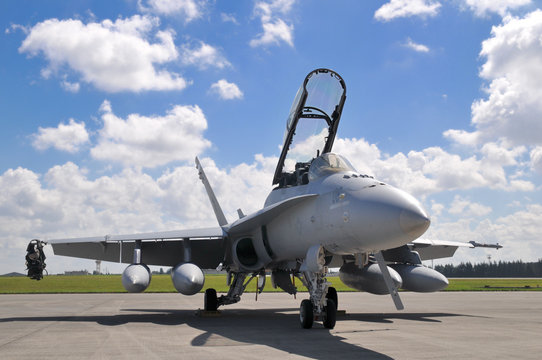 รูปภาพF18 – เลือกดูภาพถ่ายสต็อก เวกเตอร์ และวิดีโอ945 | Adobe Stock