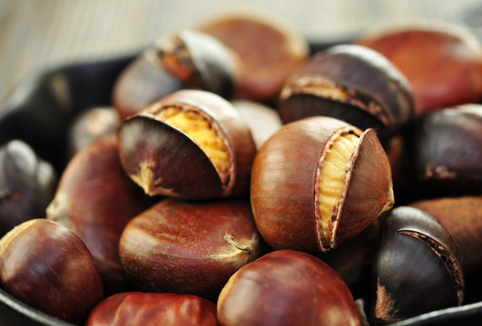 「Maroni」の画像 - 3,767 件の Stock 写真、ベクターおよびビデオ | Adobe Stock