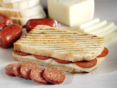 「Tost」の画像 - 3,124 件の Stock 写真、ベクターおよびビデオ | Adobe Stock