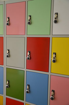 Spind bilder – Bläddra bland 388 stockfoton, vektorer och videor ...