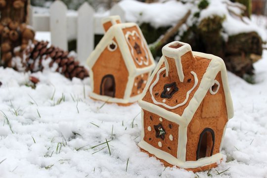 Lebkuchenhaus Images – Browse 758 Stock Photos, Vectors, and Video ...