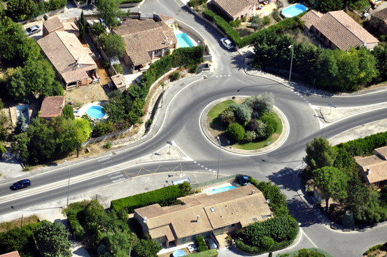 Rond-Point Images – Browse 720 Stock Photos, Vectors, and Video | Adobe ...