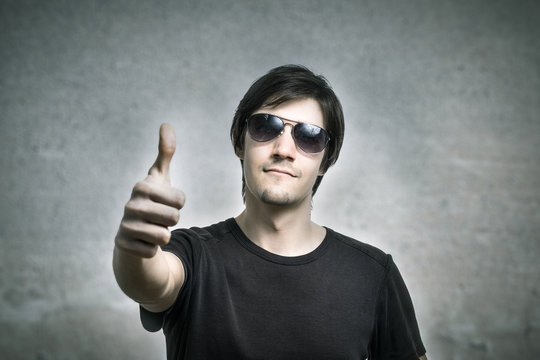 Profilbild bilder – Bläddra bland 917 stockfoton, vektorer och videor ...