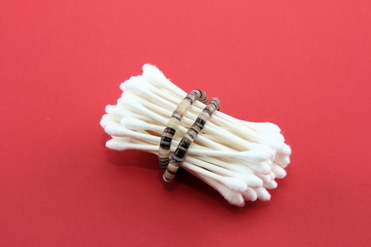 441 BEST Q-Tips IMAGES, STOCK PHOTOS & VECTORS | Adobe Stock