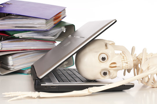 Skeleton At Computer Images – Browse 16,497 Stock Photos, Vectors, and ...