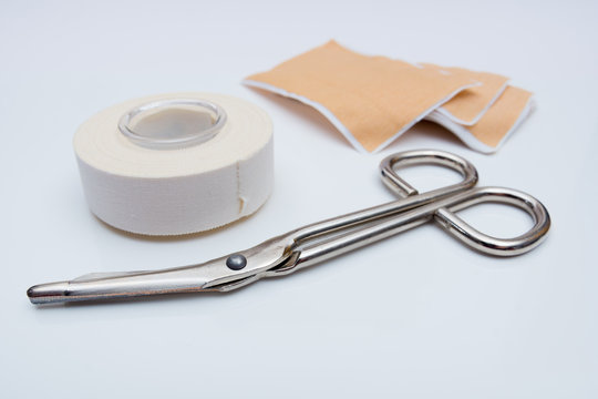 Verbandszeug-Bilder: Stock-Fotos & -Videos. | Adobe Stock