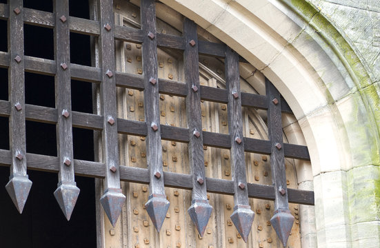 รูปภาพPortcullis – เลือกดูภาพถ่ายสต็อก เวกเตอร์ และวิดีโอ3,492 | Adobe ...