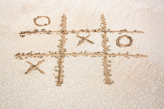 Morpion Images – Browse 507 Stock Photos, Vectors, and Video | Adobe Stock