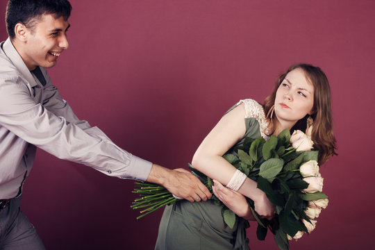 Embroilment bilder – Bläddra bland 264 stockfoton, vektorer och videor ...