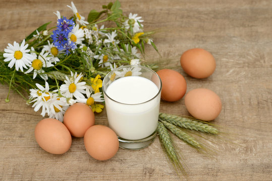 รูปภาพKuhmilch – เลือกดูภาพถ่ายสต็อก เวกเตอร์ และวิดีโอ2,260 | Adobe Stock