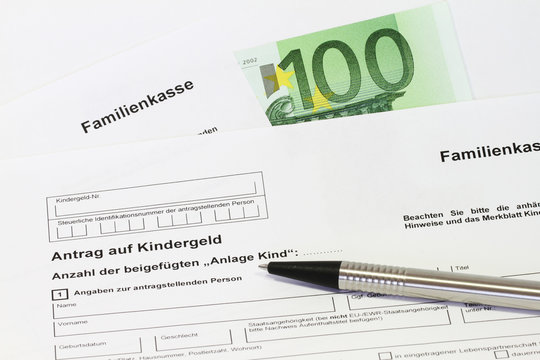 Kindergeldantrag Bilder – Durchsuchen 441 Archivfotos, Vektorgrafiken ...