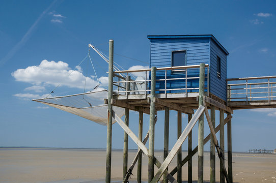 Carrelet - Images et vidéos libres de droits | Adobe Stock