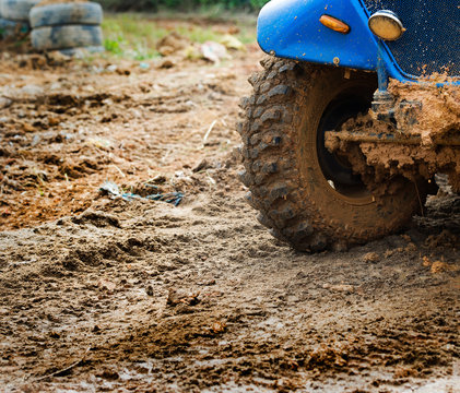 รูปภาพ4-Wheel – เลือกดูภาพถ่ายสต็อก เวกเตอร์ และวิดีโอ297 | Adobe Stock