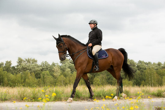 Schreiten Images – Parcourir 1,002 le catalogue de photos, vecteurs et ...