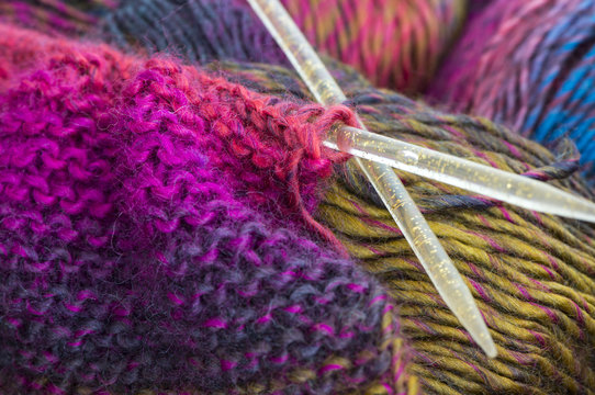 Strickzeug Bilder – Durchsuchen 1,524 Archivfotos, Vektorgrafiken und ...