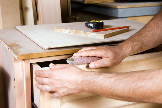 Snickare bilder – Bläddra bland 83,779 stockfoton, vektorer och videor ...