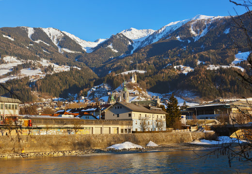 "Schwaz-Bilder: Stock-Fotos & -Videos. | Adobe Stock