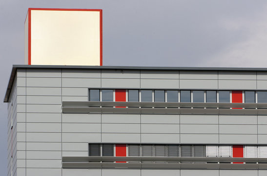 Dachkante Bilder – Durchsuchen 2,722 Archivfotos, Vektorgrafiken und ...