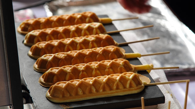 รูปภาพCorndog – เลือกดูภาพถ่ายสต็อก เวกเตอร์ และวิดีโอ6,030 | Adobe Stock