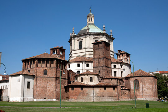 Tiburio - Images et vidéos libres de droits | Adobe Stock