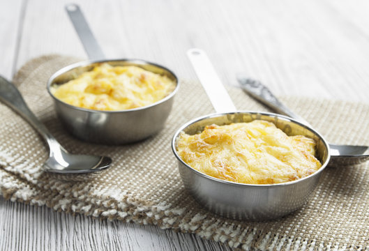 รูปภาพCocotte – เลือกดูภาพถ่ายสต็อก เวกเตอร์ และวิดีโอ21,239 | Adobe Stock