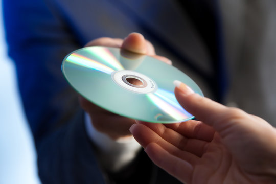 Abgeben Billeder – Gennemse 1,471 stockfotos, vektorer og videoer ...
