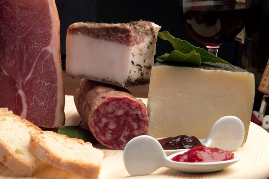 Luganiga Immagini - Sfoglia 123 foto, vettoriali e video Stock | Adobe ...