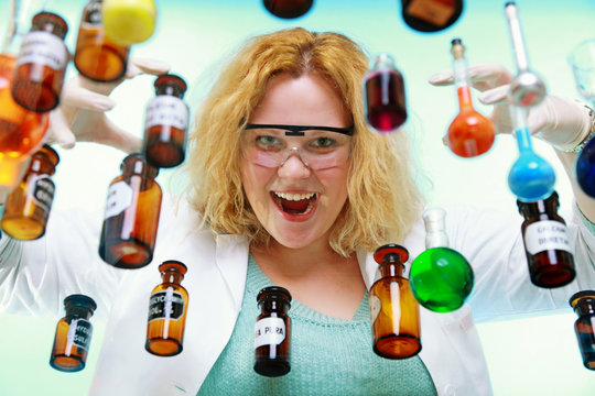 Chemist Images – Browse 345,604 Stock Photos, Vectors, and Video ...