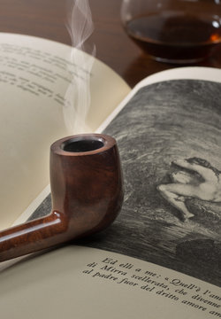 Whiskey Pipe Bilder – Durchsuchen 2,610 Archivfotos, Vektorgrafiken und ...