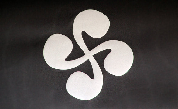 Imágenes de Lauburu: descubre bancos de fotos, ilustraciones, vectores ...