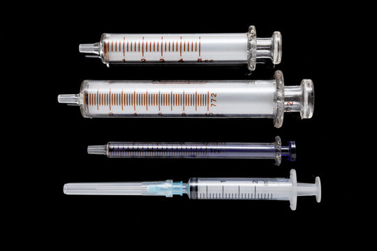 Syrette Bilder – Durchsuchen 34 Archivfotos, Vektorgrafiken und Videos ...