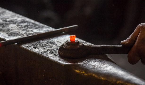 「Forge-Man」の画像 - 73 件の Stock 写真、ベクターおよびビデオ | Adobe Stock