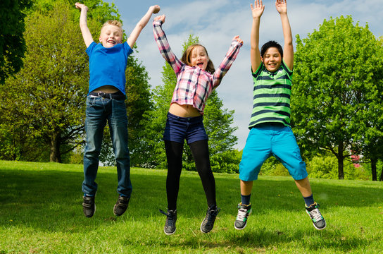 Springen Images – Browse 36,454 Stock Photos, Vectors, and Video ...