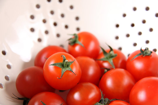 รูปภาพCherrytomate – เลือกดูภาพถ่ายสต็อก เวกเตอร์ และวิดีโอ1,037 ...